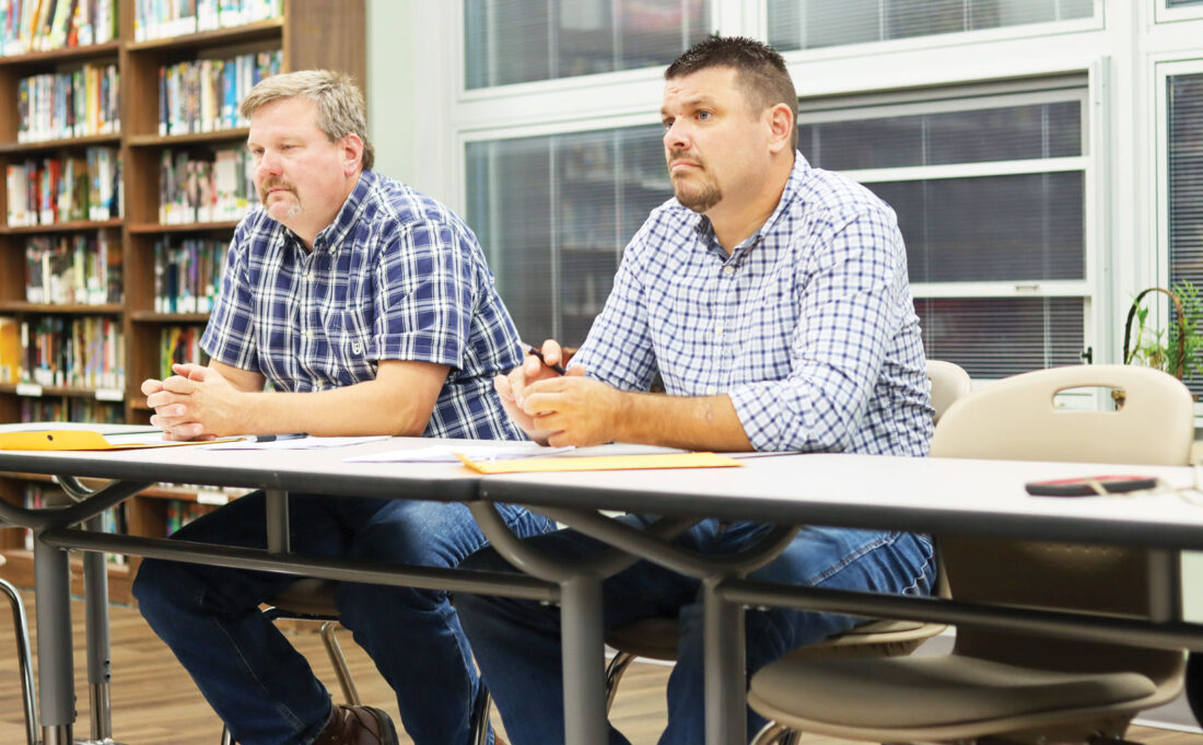 Wolf Creek board talks voting at the Waterford Elementary gymnasium ...